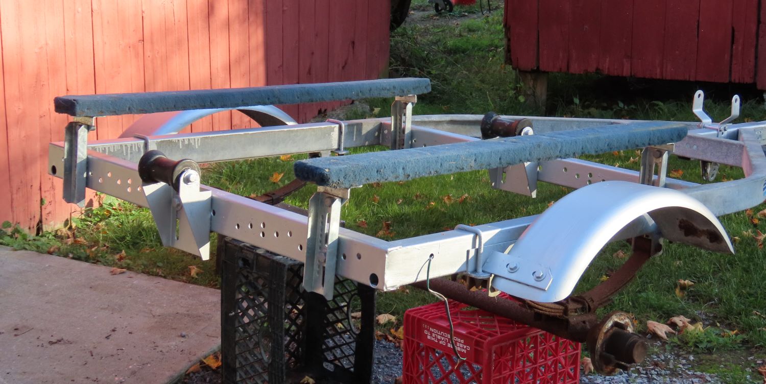 30 sm 31 Trailer - bunks mounted, frame coated.JPG | Duckboats
