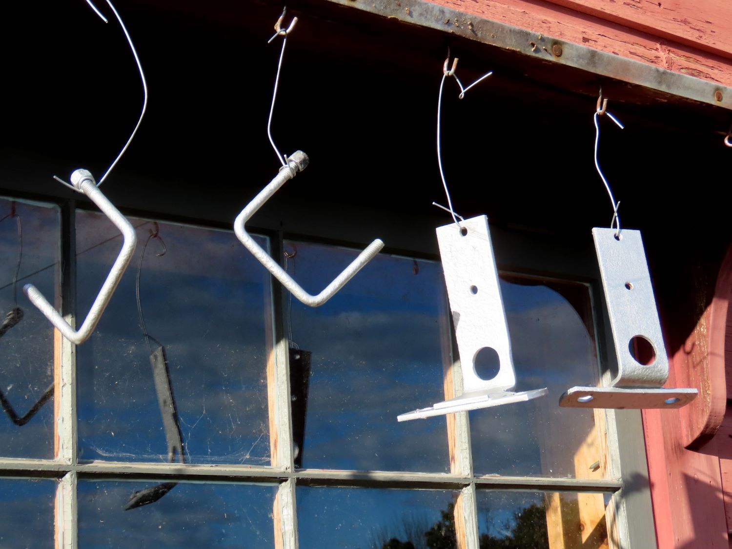 37 sm 34 Trailer - light brackets a U-bolts coated.JPG | Duckboats